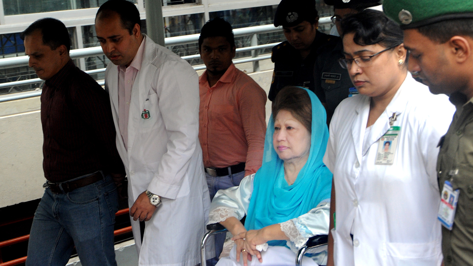 Khaleda returns home after 5 months | The Daily Star