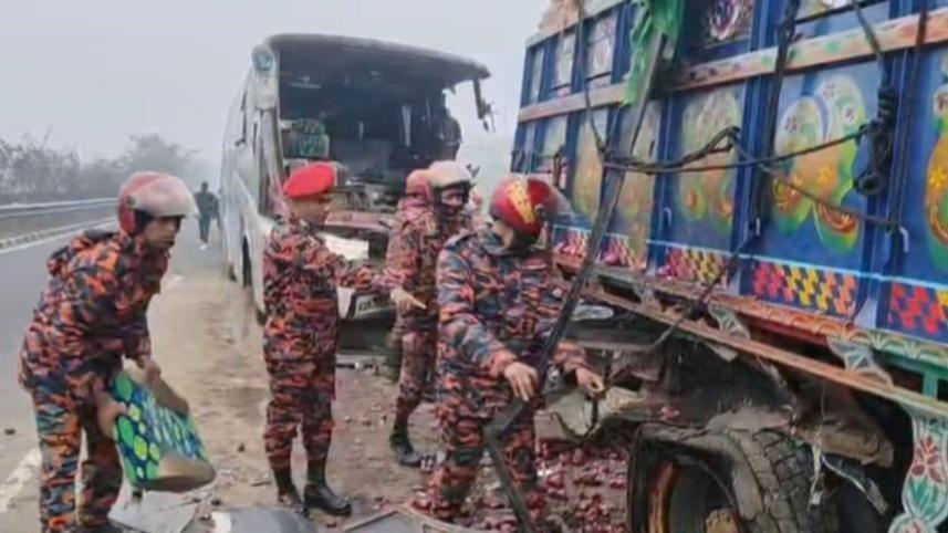 Man, son among 4 killed as bike, bus catch fire after collision | The ...