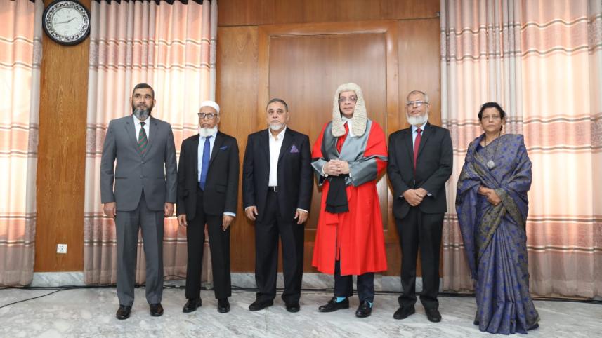 CEC, four election commissioners sworn in | The Daily Star