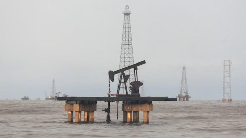 Trump's plan to take Venezuelan oil angers China, pushes prices down ...