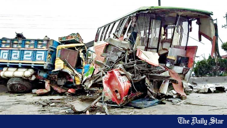 Bus hitting Atomic Energy staff vehicle: Another injured scientific ...
