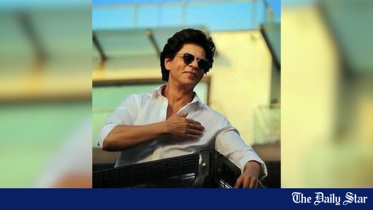 Why was SRK rushed to the hospital? | The Daily Star