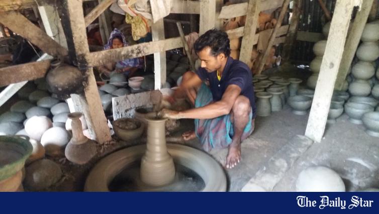 Demand for clay plates, pots surges in winter | The Daily Star